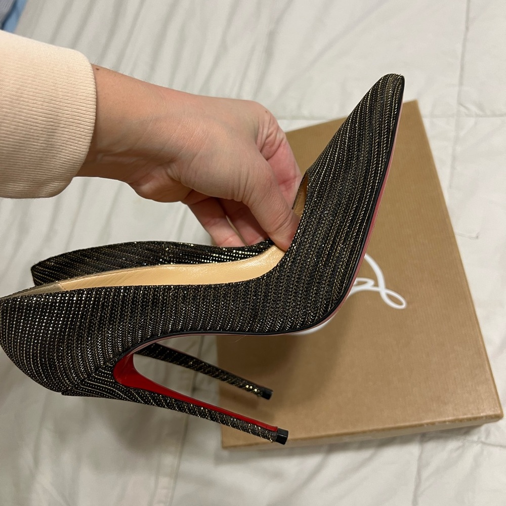 Christian Louboutin So Kate Pump - Gem